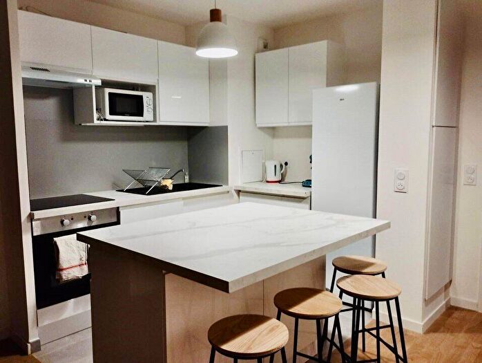 Centre-Voltaire, Asnières-sur-Seine - Appartement 3 pièces à louer