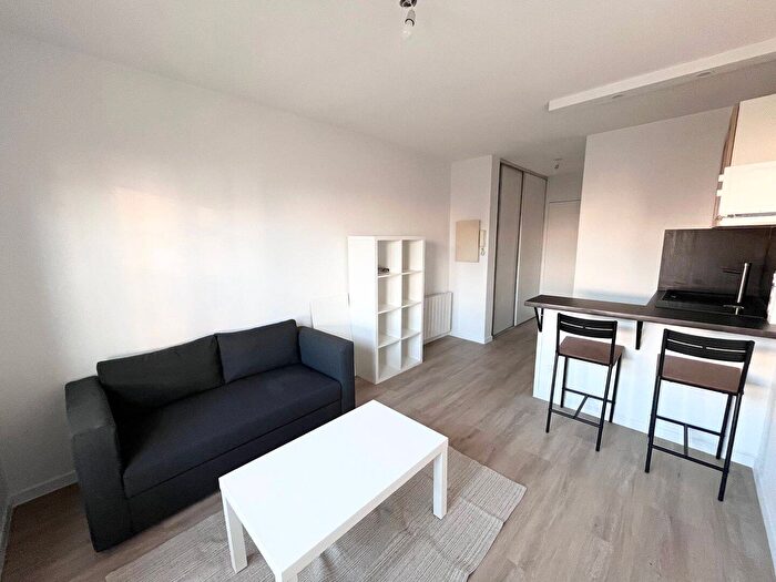 Lyon 8ème arrondissement : Appartement 1 pièce à louer