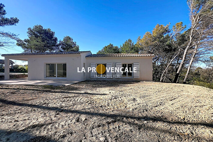 Maison 4 pièces à Mimet, à vendre