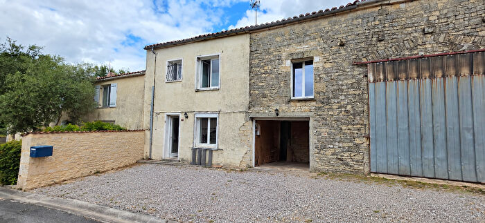 Villognon : Maison 4 pièces à vendre