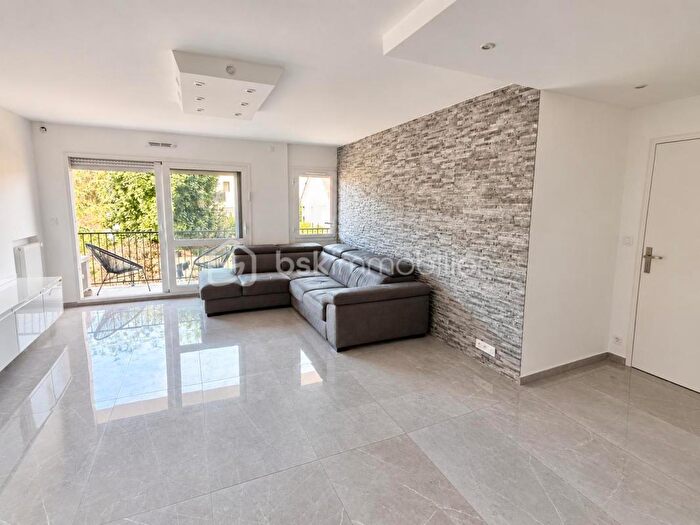 Appartement 4 pièces à vendre à Bagnolet, Le Plateau