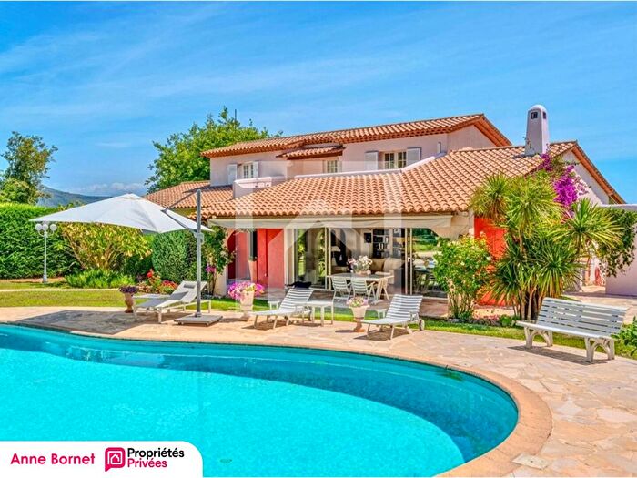 Maison 7 pièces à vendre à Le Rouret