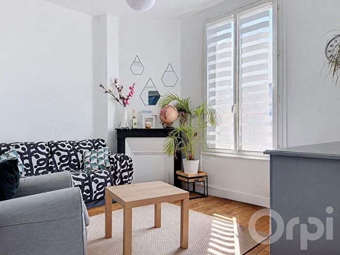 Appartement 2 pièces à Maisons-Alfort, Charentonneau, à vendre