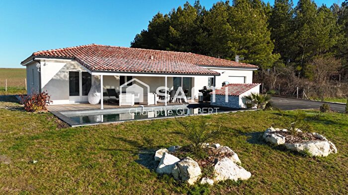 Maison à vendre - Poussignac - 6 pièces - 5 chambres