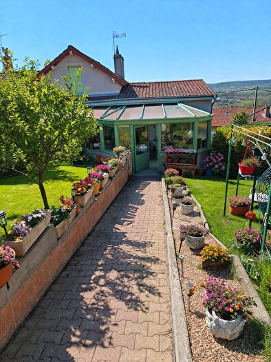 Maison à vendre - Auzat-la-Combelle - 6 pièces - 4 chambres