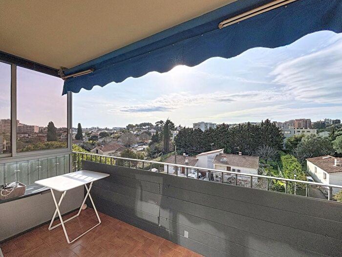 Appartement à vendre - Le Cannet, Mimosas - 3 pièces - 2 chambres