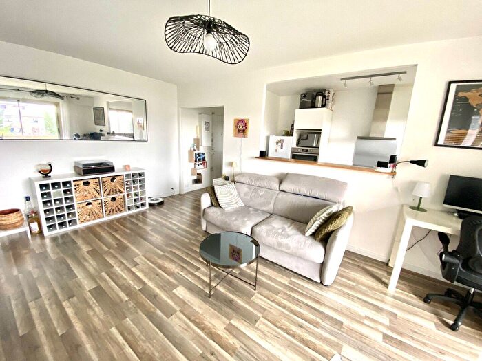 Appartement à louer - La Prairie de Nogent, Le Perreux-sur-Marne - 2 pièces - 1 chambre