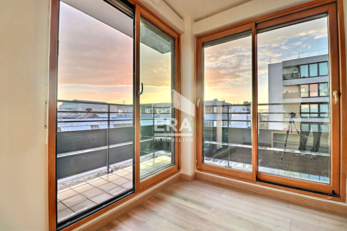 Appartement à vendre - Saint-Denis, La Plaine Saint-Denis - 3 pièces - 2 chambres