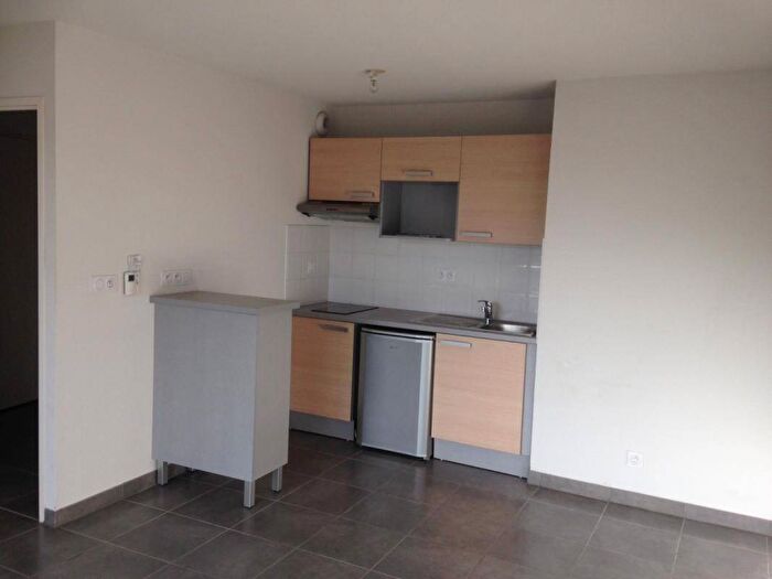 Appartement à louer - Douets Milletiere, Tours - 2 pièces - 1 chambre