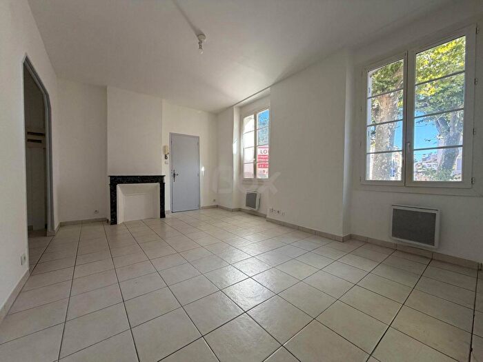 Cuers : Appartement 2 pièces à louer