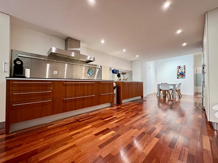 Appartement à vendre - Grenoble, Centre-ville - 3 pièces - 2 chambres