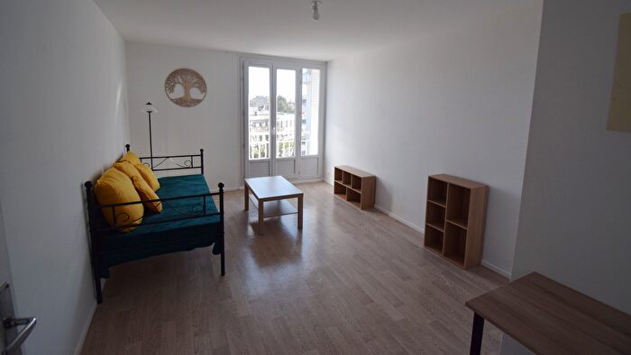 Appartement à louer - Vichy, Denière Hôpital - 2 pièces - 1 chambre