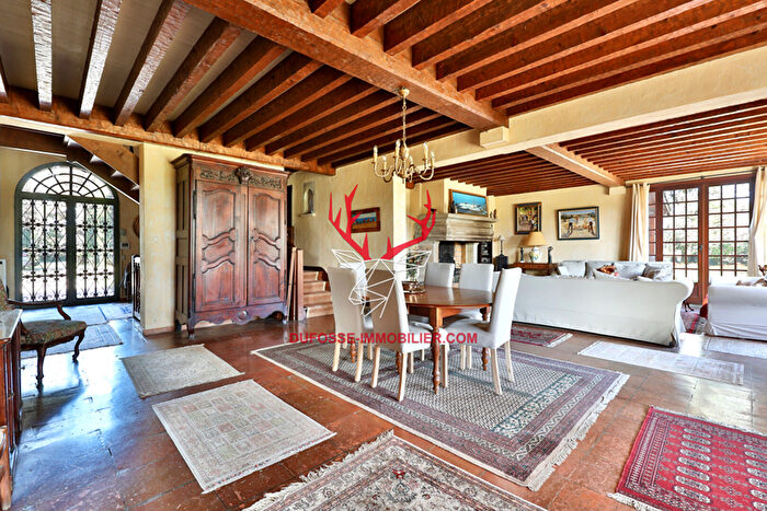 Maison à vendre - Janneyrias - 8 pièces - 6 chambres