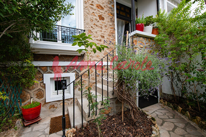 Le Perreux-sur-Marne, Centre-ville, Quais d'Argonne : Maison 4 pièces à vendre