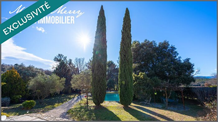 Maison à vendre - Sainte-Anastasie-sur-Issole - 4 pièces - 3 chambres