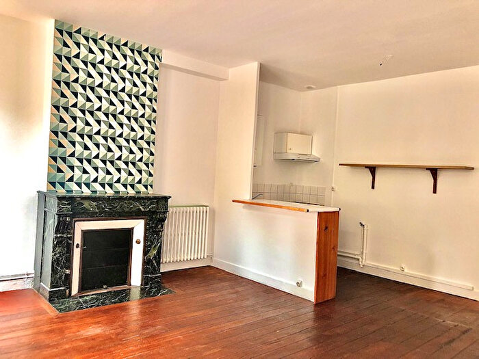 Appartement à louer - Bordeaux, Fondaudège - 2 pièces - 1 chambre