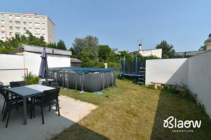 Maison à vendre - Meyzieu, Sud Est - 5 pièces - 4 chambres