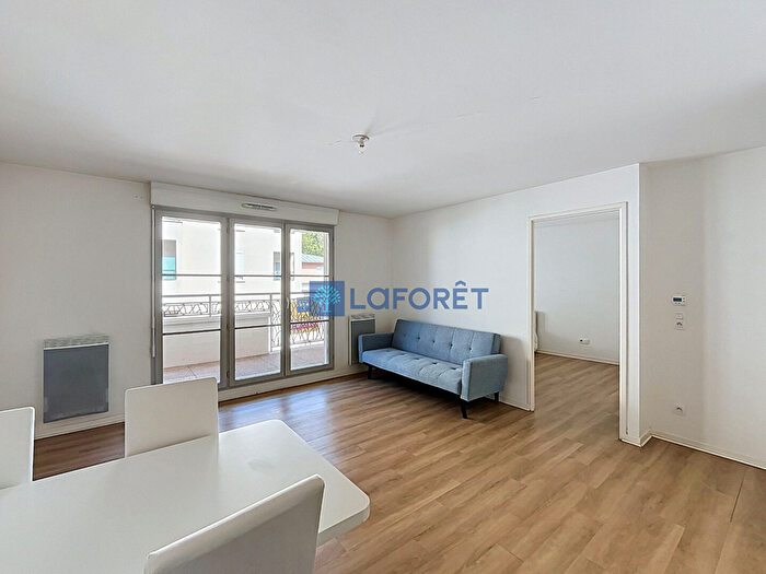 Moissy-Cramayel, Centre-ville : Appartement 2 pièces à louer