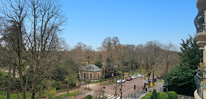 Appartement à vendre - Neuilly-sur-Seine, Saint-James, Madrid - 5 pièces - 3 chambres