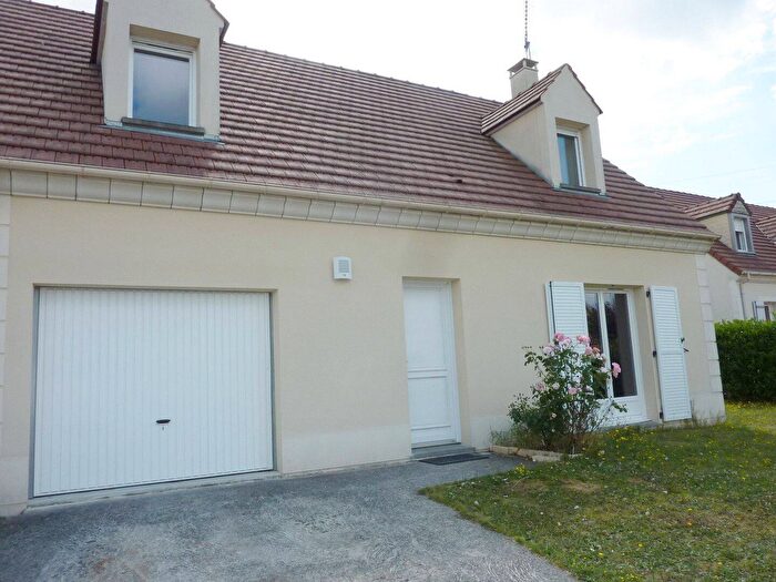 Maison à louer - Vulaines-sur-Seine - 5 pièces - 4 chambres