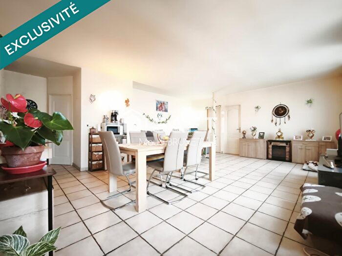 Dammartin-en-Serve - Appartement 4 pièces à vendre