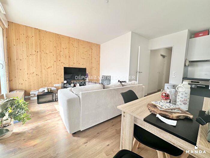 Appartement 3 pièces à Montreuil, Bas Montreuil, République, à louer