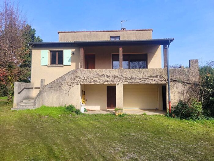 Maison à vendre - Beauchastel - 6 pièces - 4 chambres