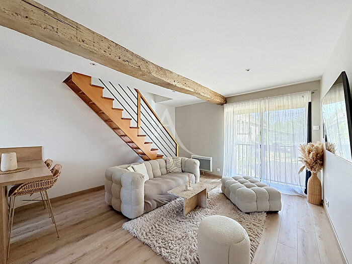 Appartement 3 pièces à Quincy-Voisins, à vendre