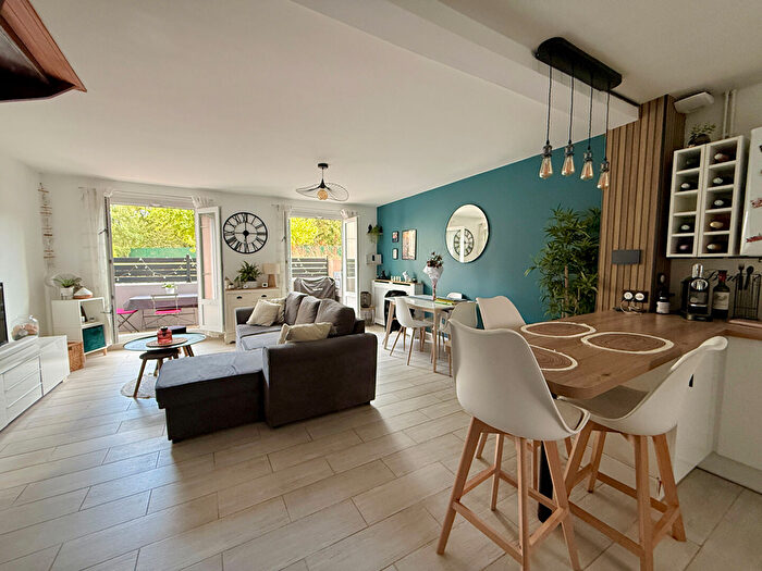 Appartement 3 pièces à Émerainville, à vendre