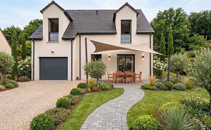 Maison à vendre - Vineuil - 4 pièces - 3 chambres