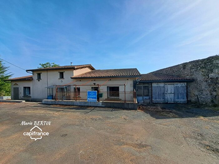 Aigonnay : Maison 6 pièces à vendre