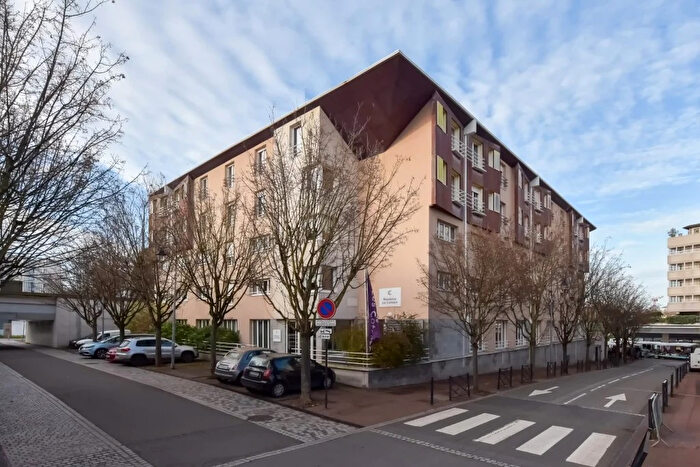 Saint-Germain-en-Laye, Alsace, Péreire : Appartement 1 pièce à vendre