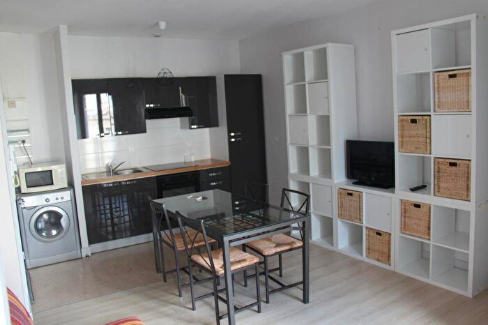 Grand Parc, Bordeaux - Appartement 2 pièces à louer