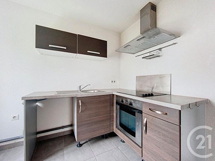 Appartement 2 pièces à Lure, à louer