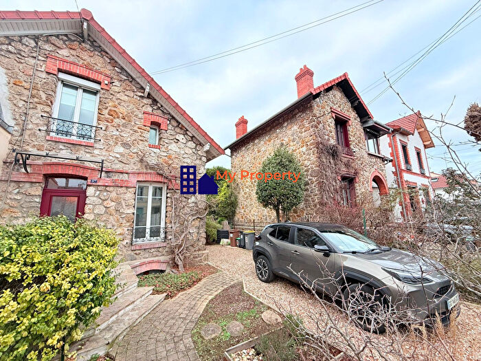 Maison à vendre - Houilles - 5 pièces - 3 chambres