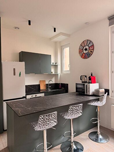 Appartement à louer - Saint Marc-Croix de Pierre-Saint Nicaise, Rouen - 4 pièces - 2 chambres