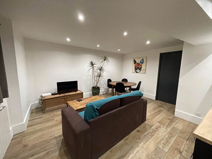 Appartement à vendre - Orléans, Bannier, République - 2 pièces - 1 chambre