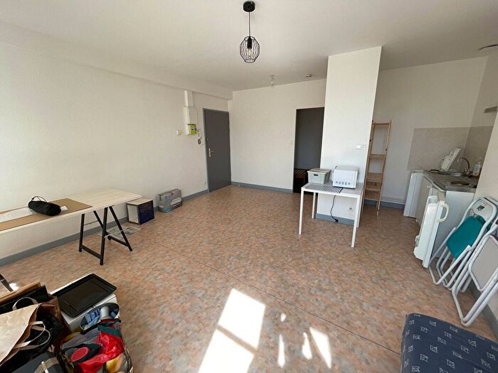 Léopold-Ville Vieille, Nancy : Appartement 1 pièce à louer