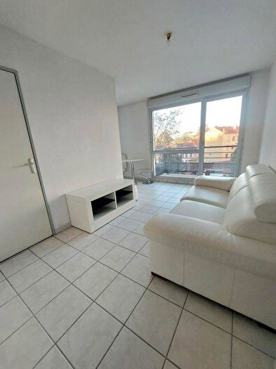 Appartement à louer - Belleroche, Villefranche-sur-Saône - 2 pièces - 1 chambre