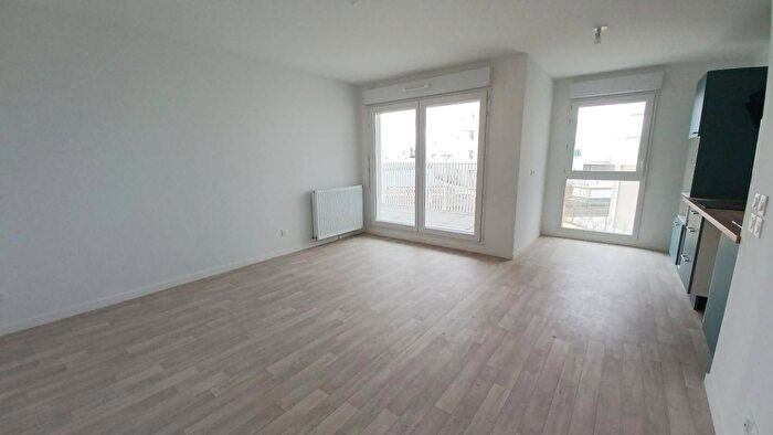 Appartement à louer - Montaigu Nord Est, Melun - 3 pièces - 2 chambres