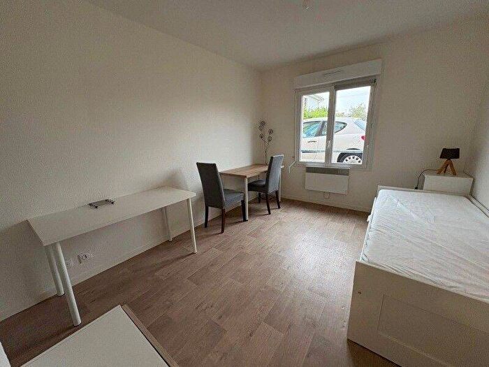 Appartement à louer - Médoquine-Haut-Brion, Talence - 1 pièce