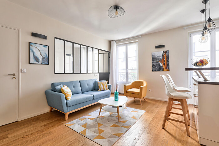 Paris 8ème, Saint-Philippe du Roule : Appartement 2 pièces à vendre