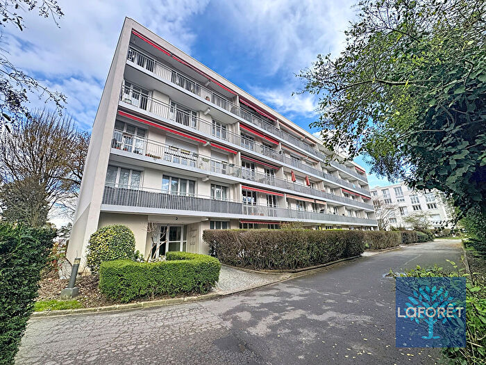 Appartement à vendre - Chilly-Mazarin, Gravigny - 4 pièces - 2 chambres