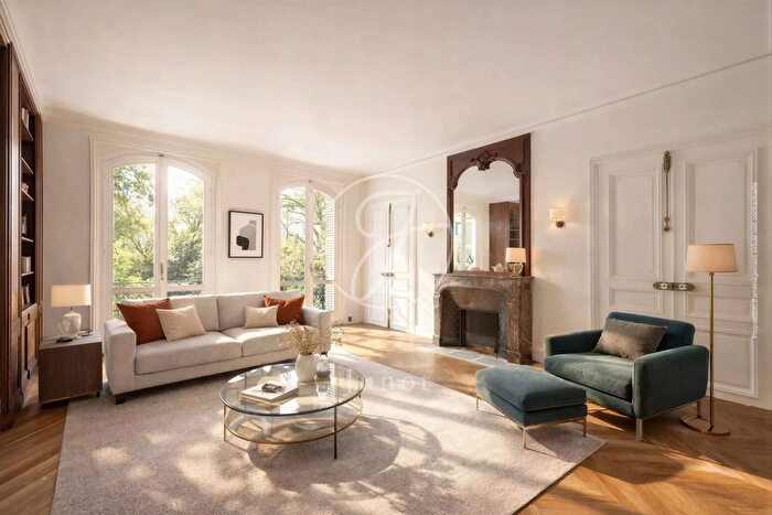 Appartement à vendre - Paris e , Mairie - 6 pièces - 5 chambres