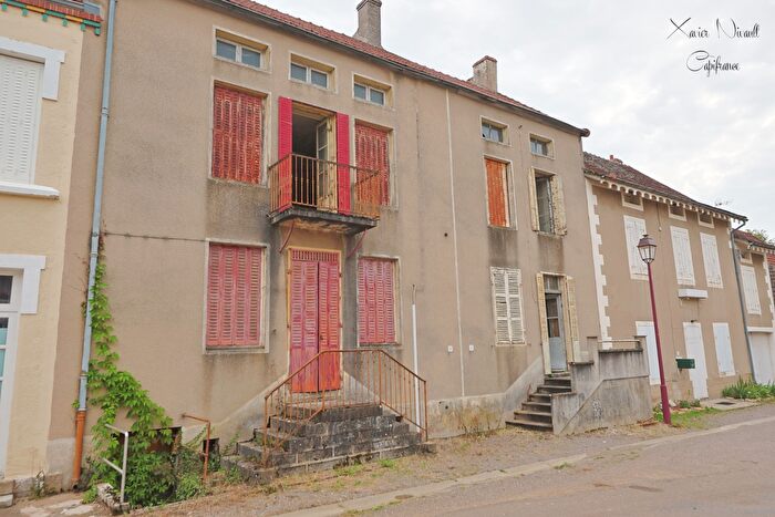 Maison 5 pièces à Cheilly-lès-Maranges, à vendre