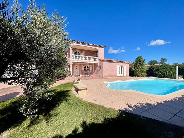 Maison 4 pièces à vendre à Mouriès