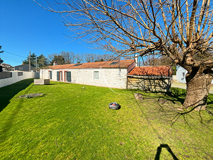 Maison à vendre - Challans, Route de Cholet, Route de la Roche-sur-Yon - 5 pièces - 4 chambres