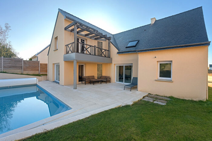 Maison à vendre - Ergué-Gabéric - 6 pièces - 4 chambres