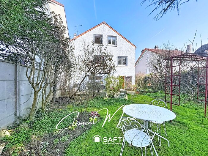 Maison à vendre - Combs-la-Ville, République - 7 pièces - 5 chambres