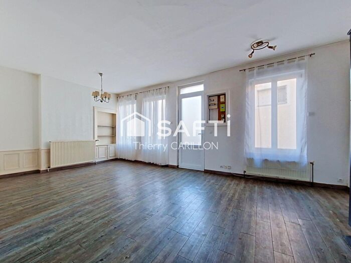 Maison 5 pièces à Saint-Maixent-l'École, à vendre